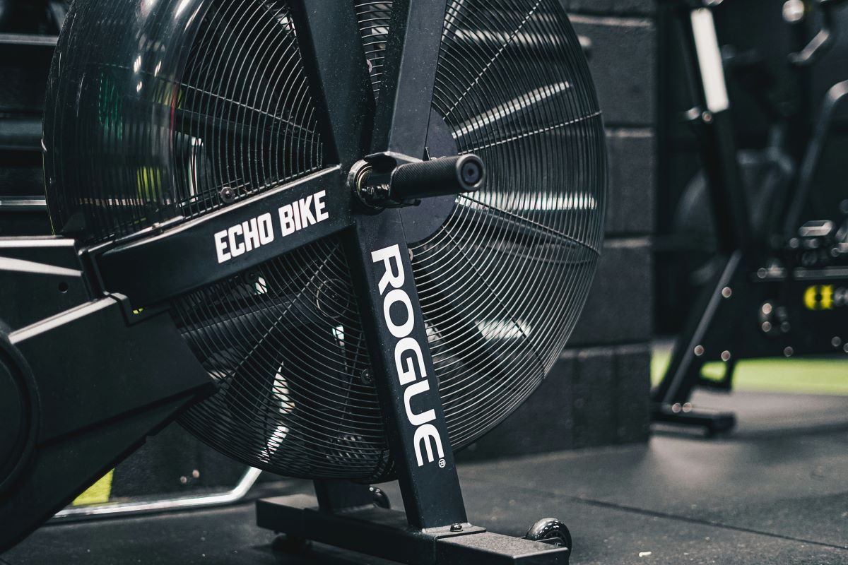How Does a Rowing Machine Work? (The Principle of Resistance ...